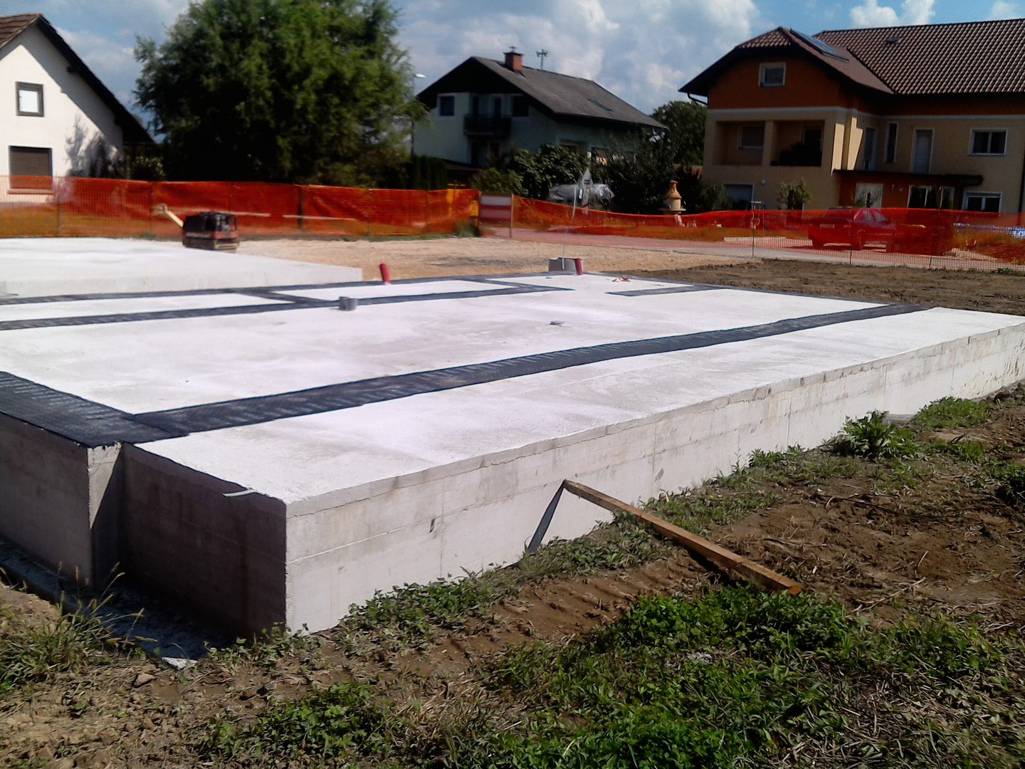 Betoniranje temeljne plošče in temeljev - Ten Trade